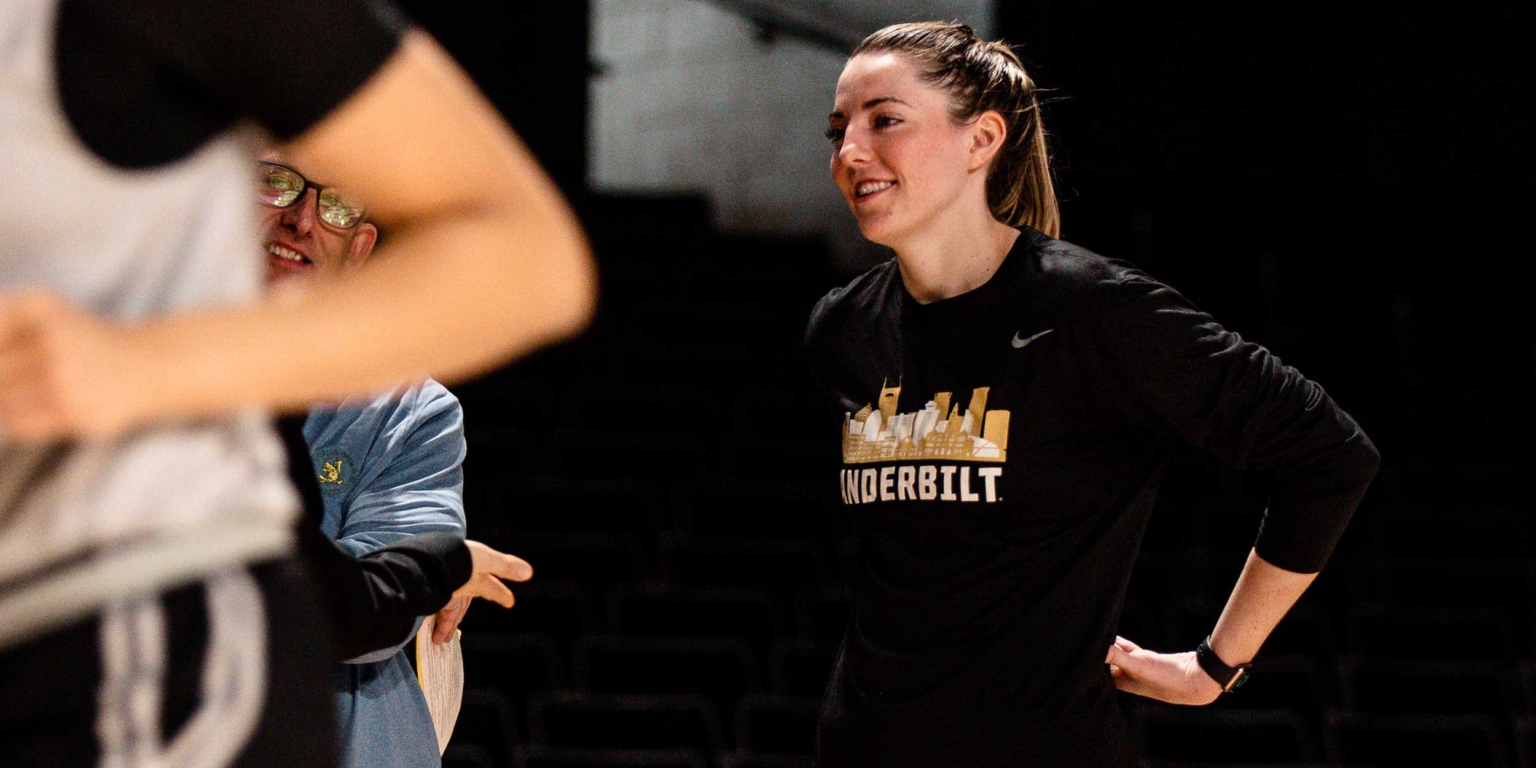 Former UConn Husky Katie Lou Samuelson Joins Vanderbilt Women's ...